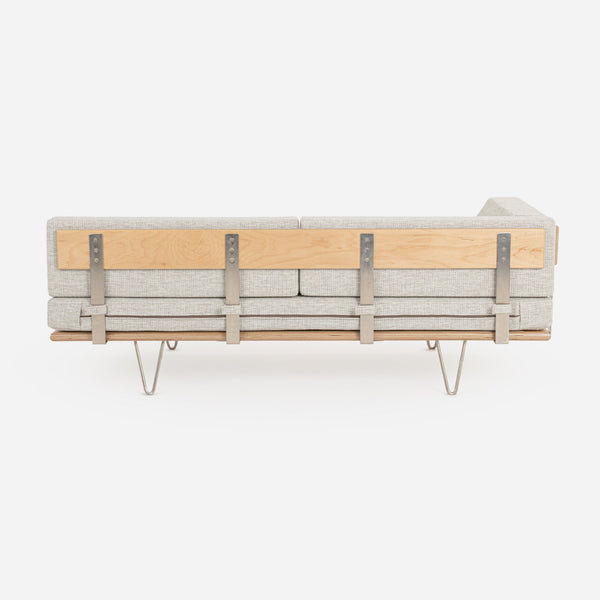 Case Study® Furniture V-Leg Daybed With Arm – Modernica