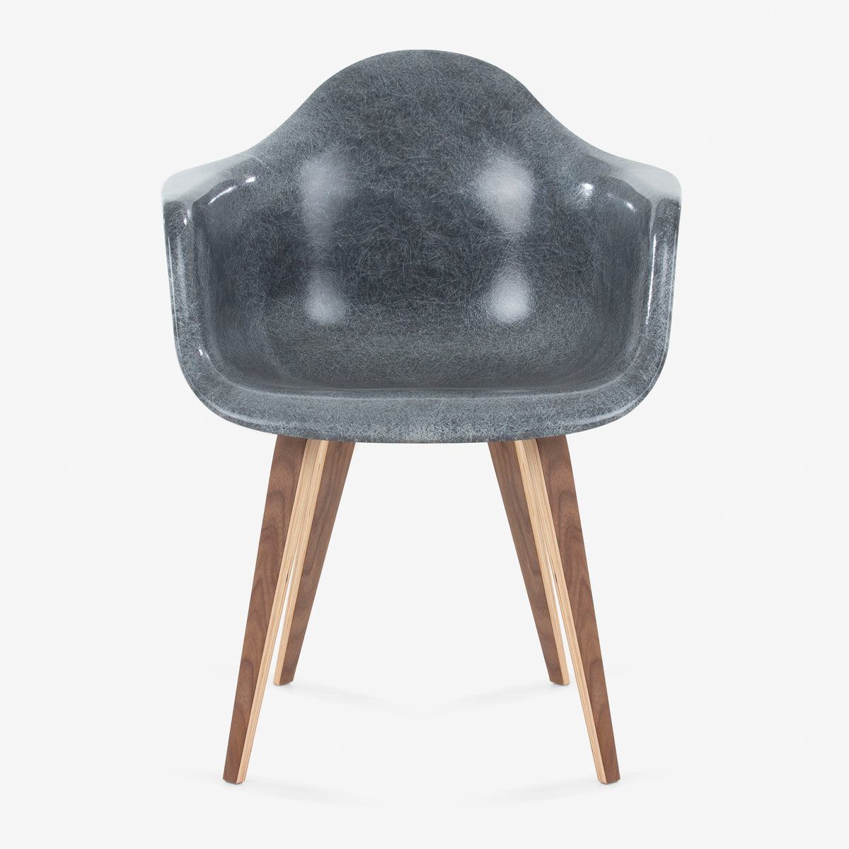 Case Study® Fiberglass Spyder Armchair – Modernica