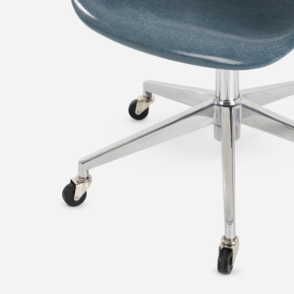 Case Study® Furniture Arm Shell Rolling – Modernica Inc